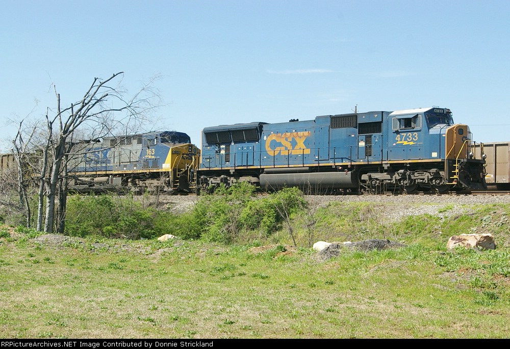 CSX 4733